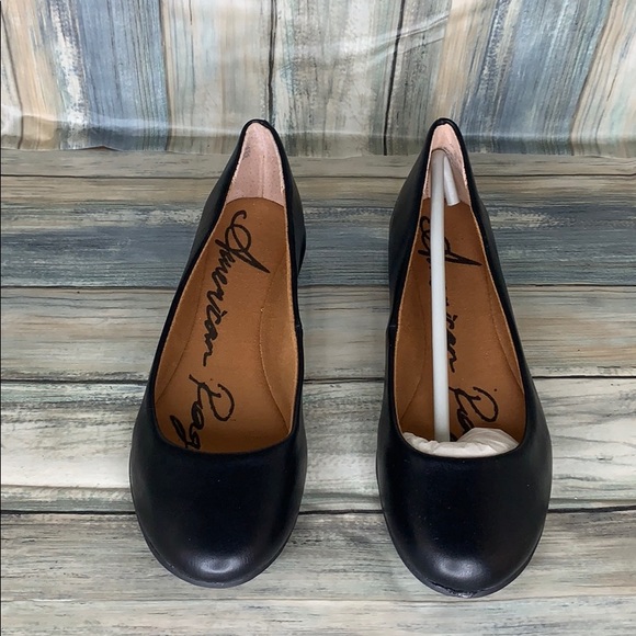 American Rag | Shoes | American Rag A Ellie Padded Insole Round Toe ...